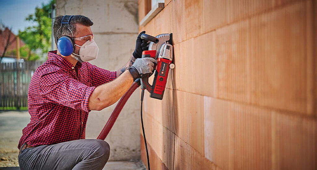 Sanding, slitting, grooving and drilling walls | Einhell.de