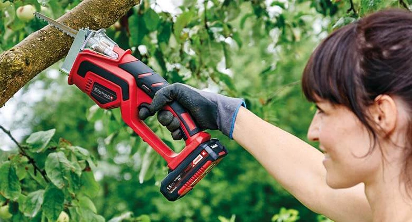 Buy powerful chainsaws from Einhell | Einhell.de