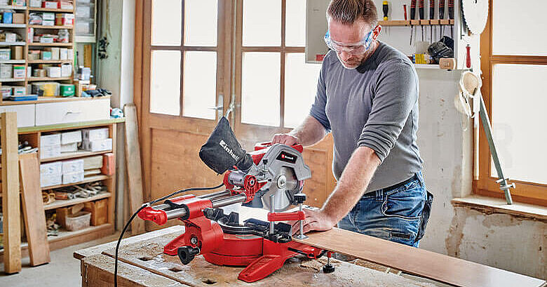 Electric mitre saws store