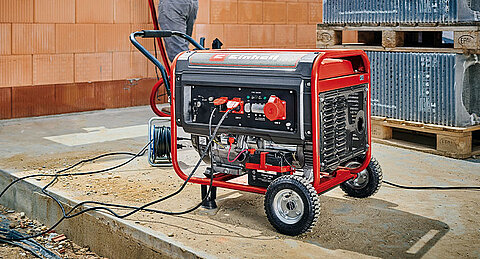 Efficient power generators for garden, camping and construction ...